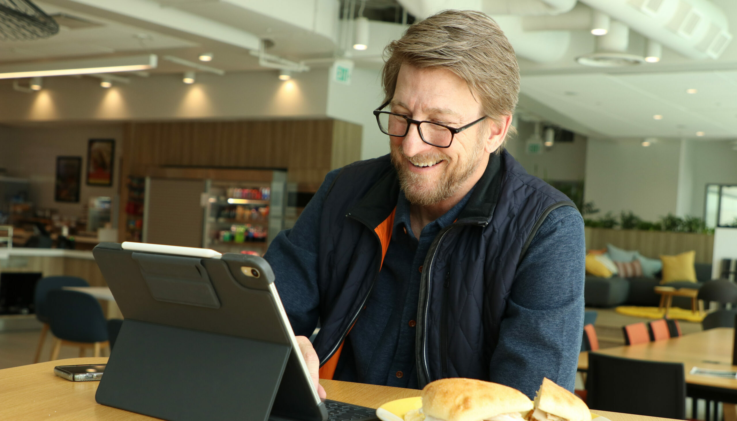 Meet our Cochlear Recipient Solutions members from the West