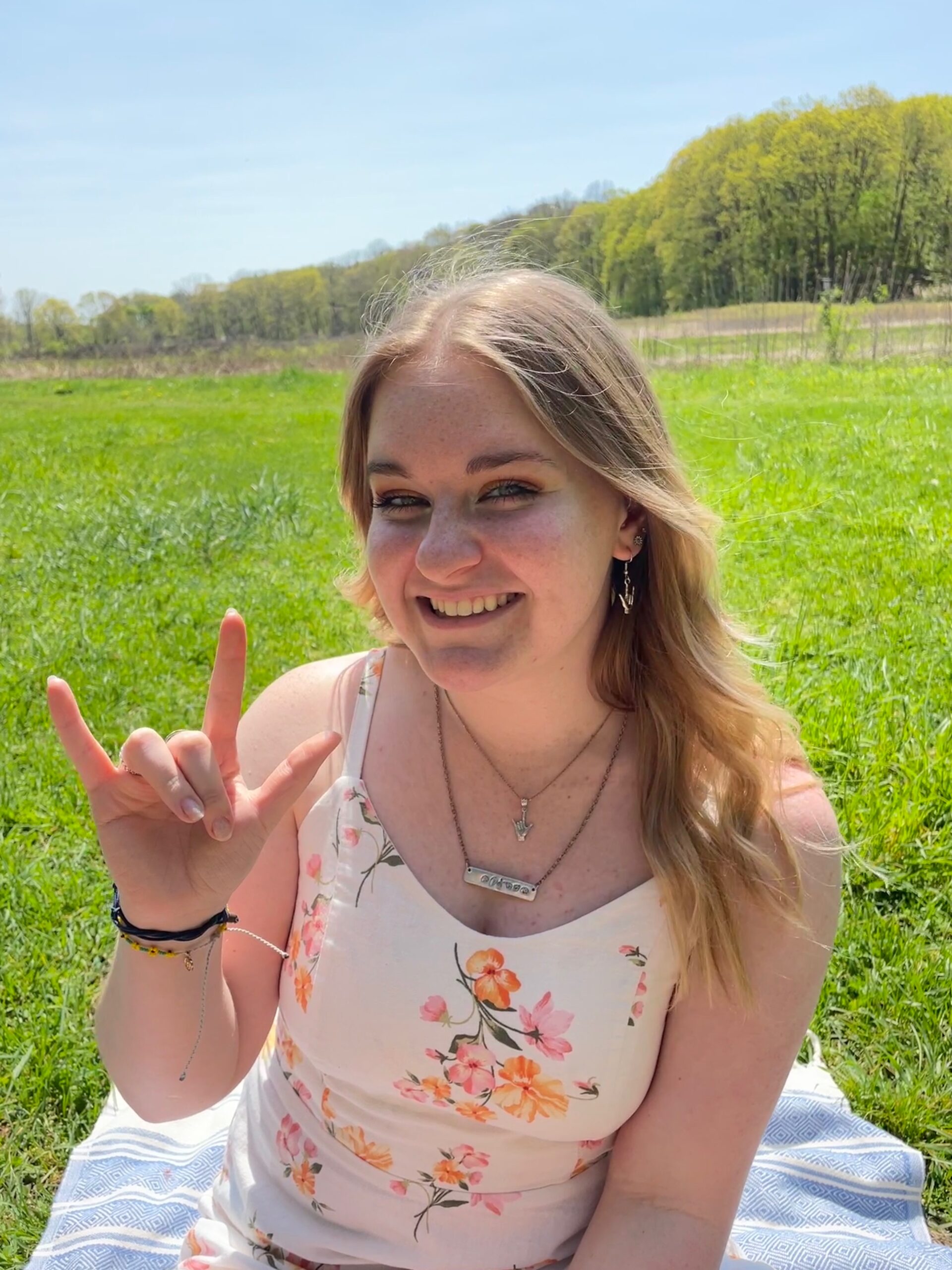 Cochlear implants help woman be part of both Deaf and hearing communities